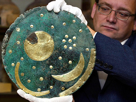 Himmelsscheibe von Nebra bei Schau in Berlin - news.ORF.at