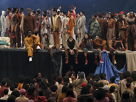 Kanye West zelebrierte Album und Mode in New York - news.ORF.at