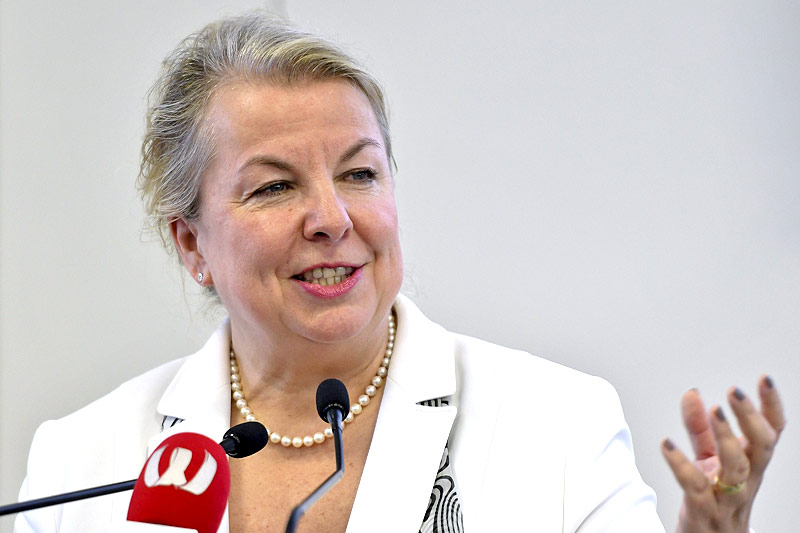 5.000 Abmeldungen wegen Datendebatte - news.ORF.at